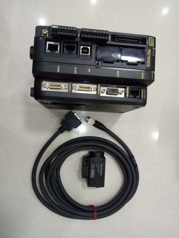 KEYENCE cv-5701 cv-h500m cv-ch3 Used and Tested 1Sets