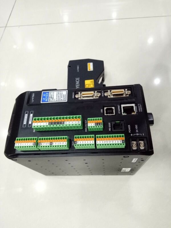 Keyence LJ-V7001,LJ-V7060K CB-B3 1set used and tested
