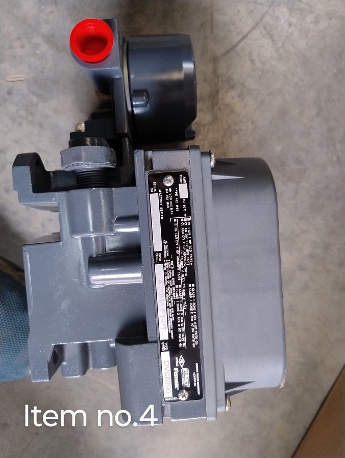 New DVC6200 HC Fisher valve positioner Double acting with Switch feedback