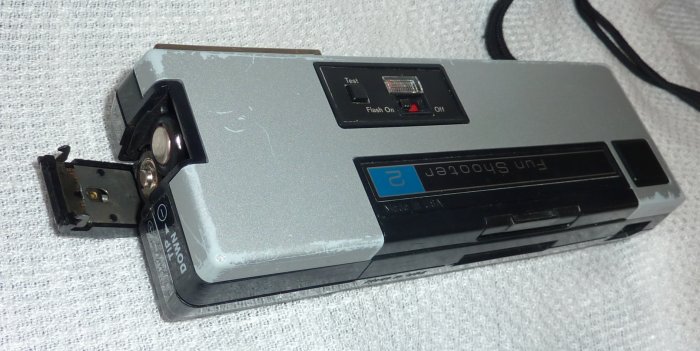 Keystone Fun Shooter 2 (Keystone Berkey Pocket Camera) Circa 1960's