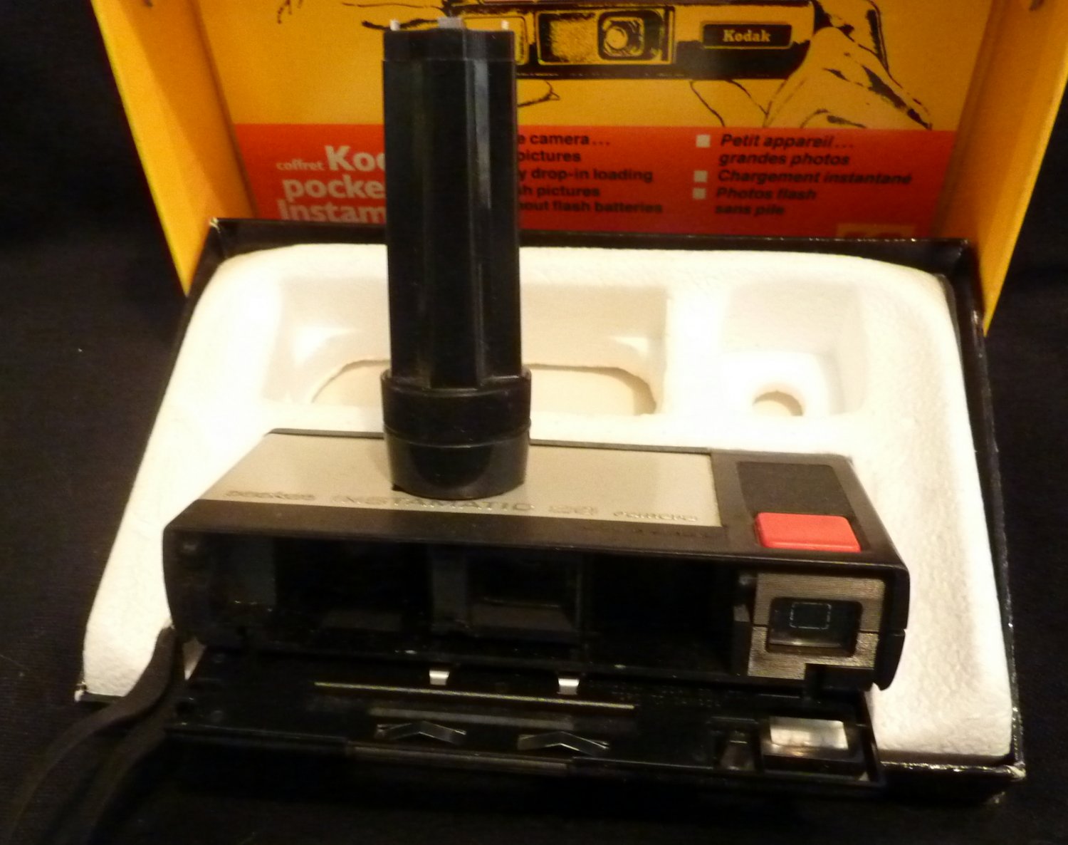 KODAK POCKET INSTAMATIC 20 Camera Outfit 1972-1976 In original box