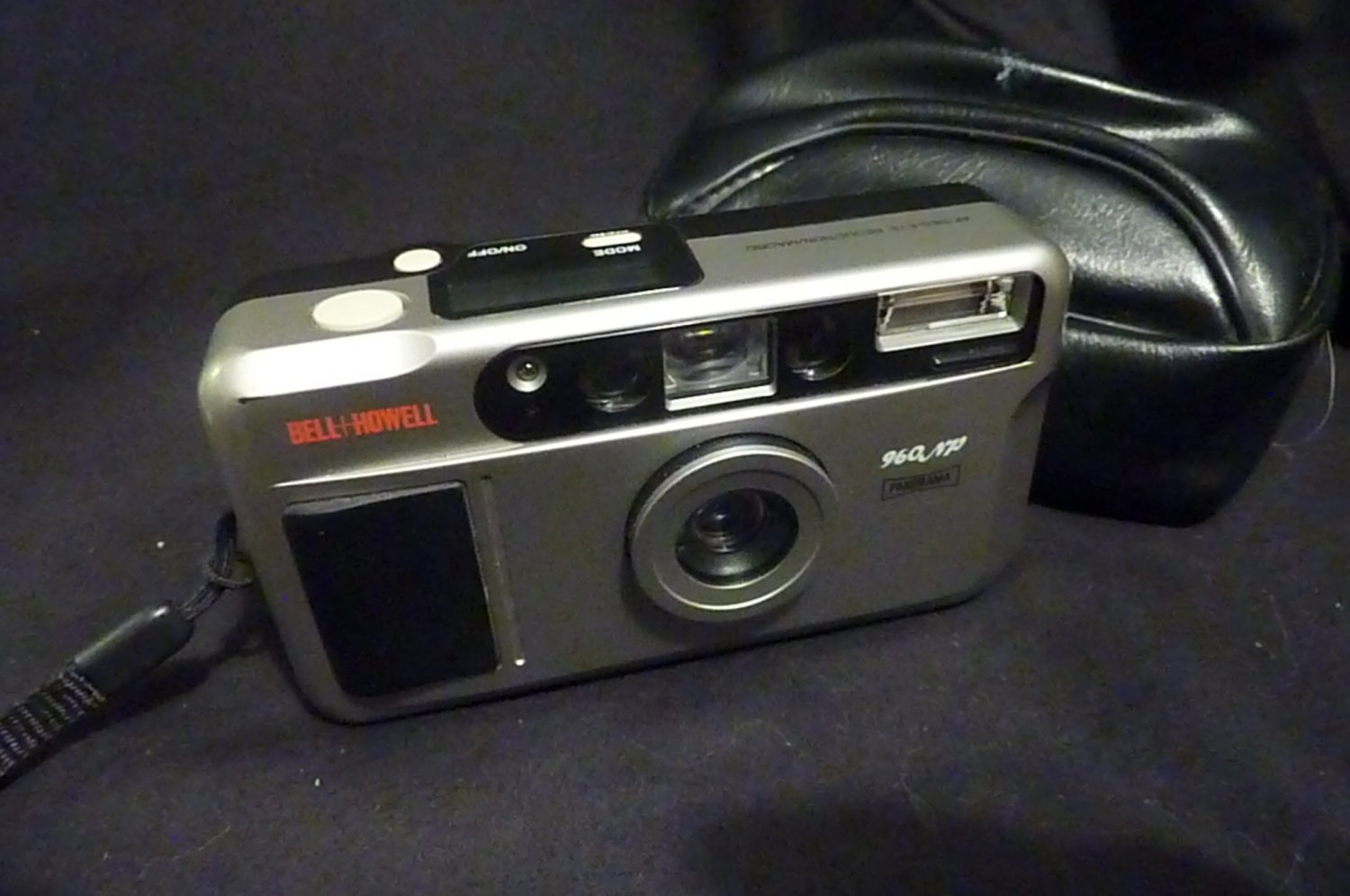 Bell + Howell 960NP Panorama 35 MM camera--field case