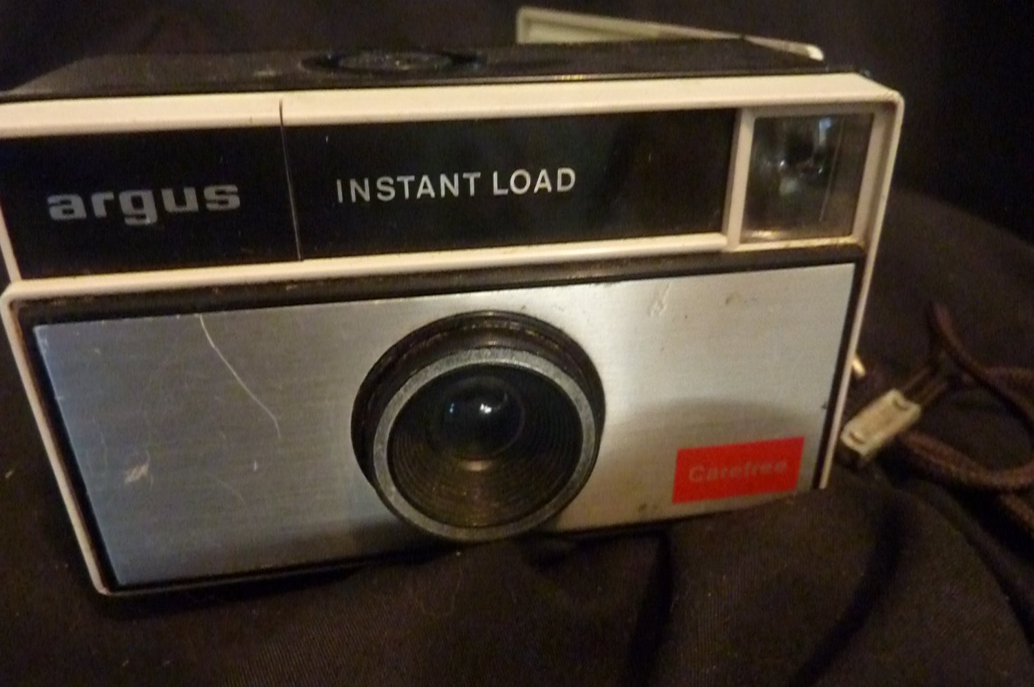 Vintage Argus Carefree Instant Load Camera