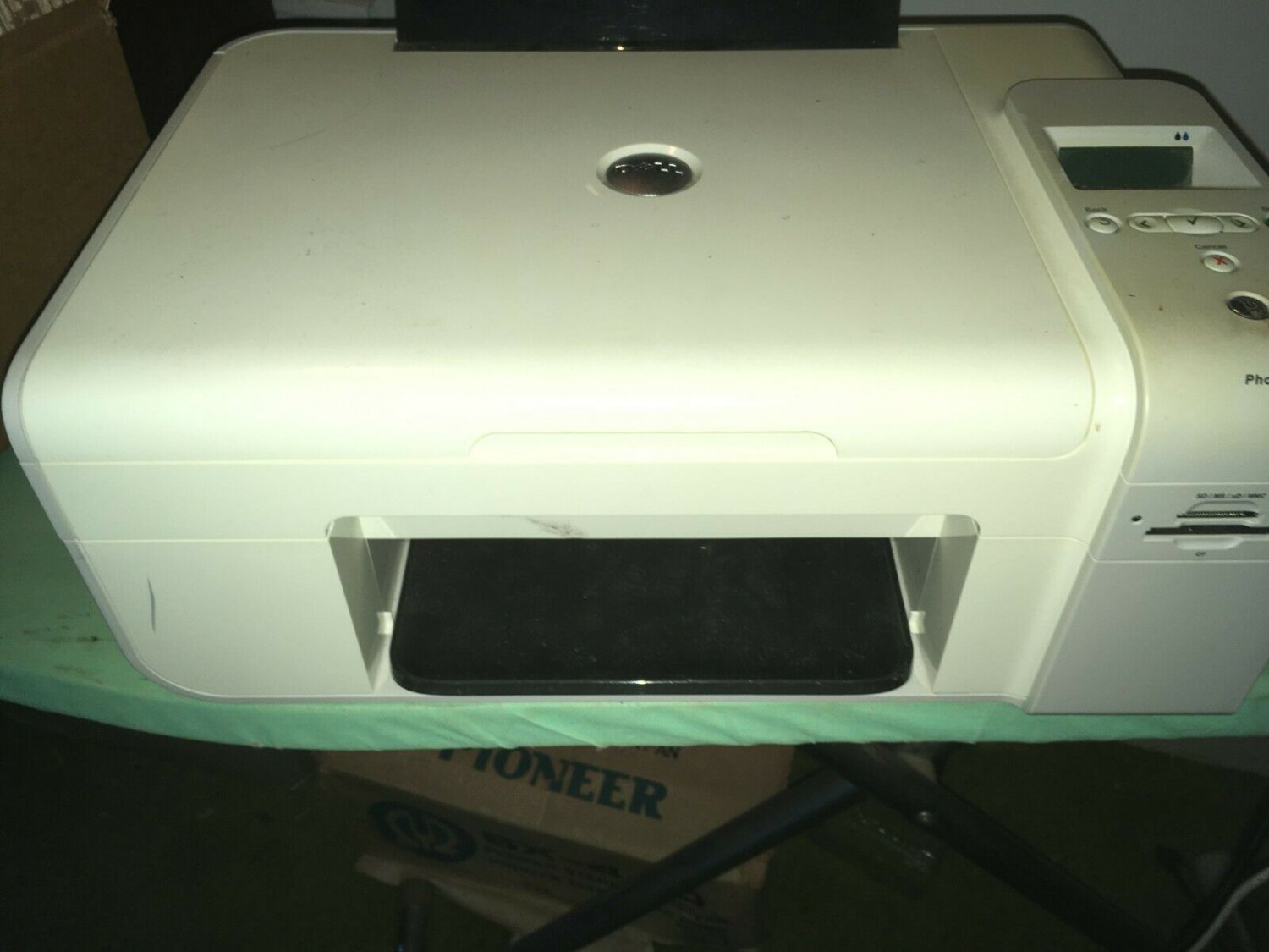 Dell 926 Photo Printer/Scanner All in One w New Dell Color Cartridge Bundle