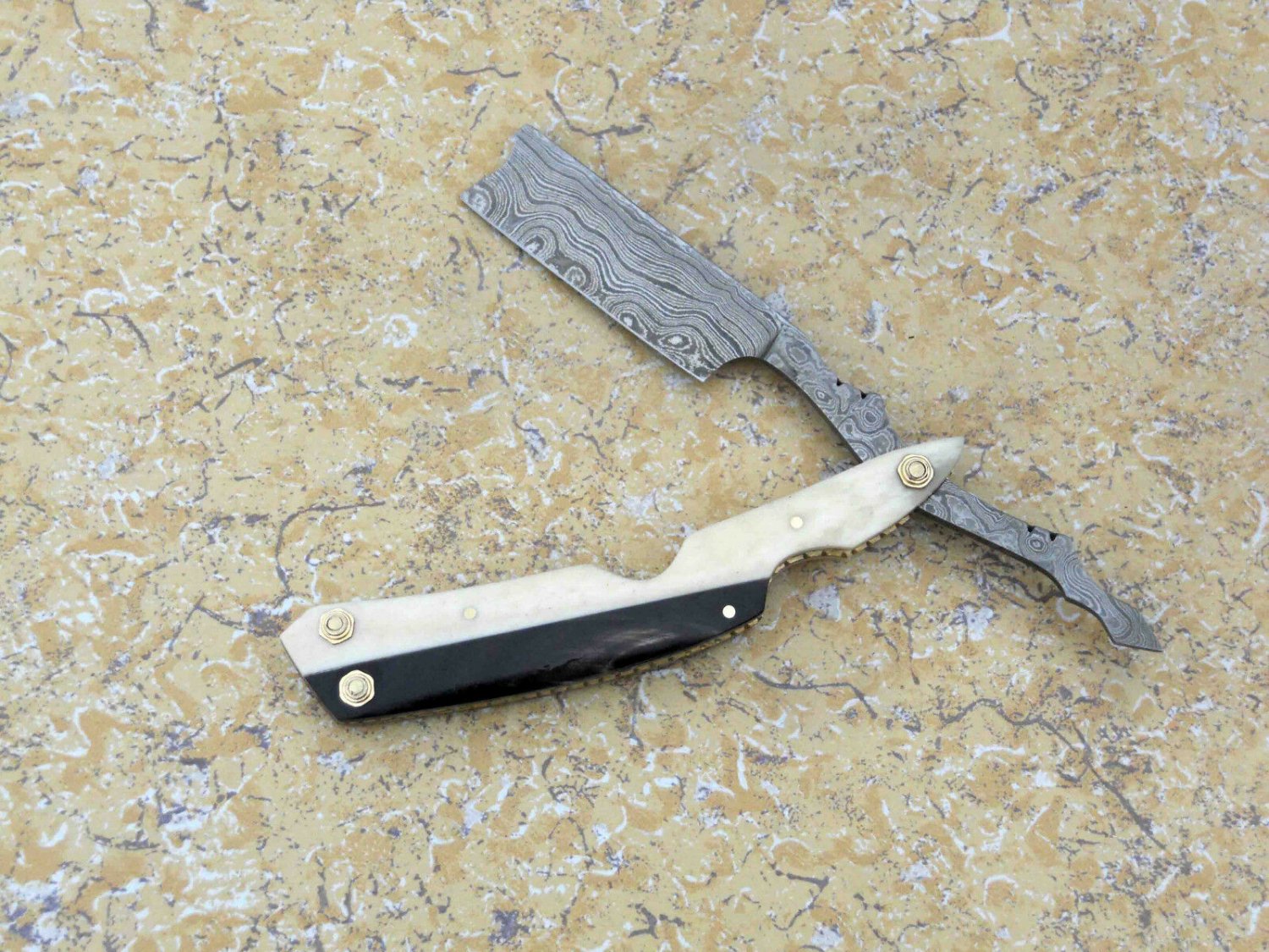 WTTF R-75 Custom Hand Made Damascus Sharp Straight Razor