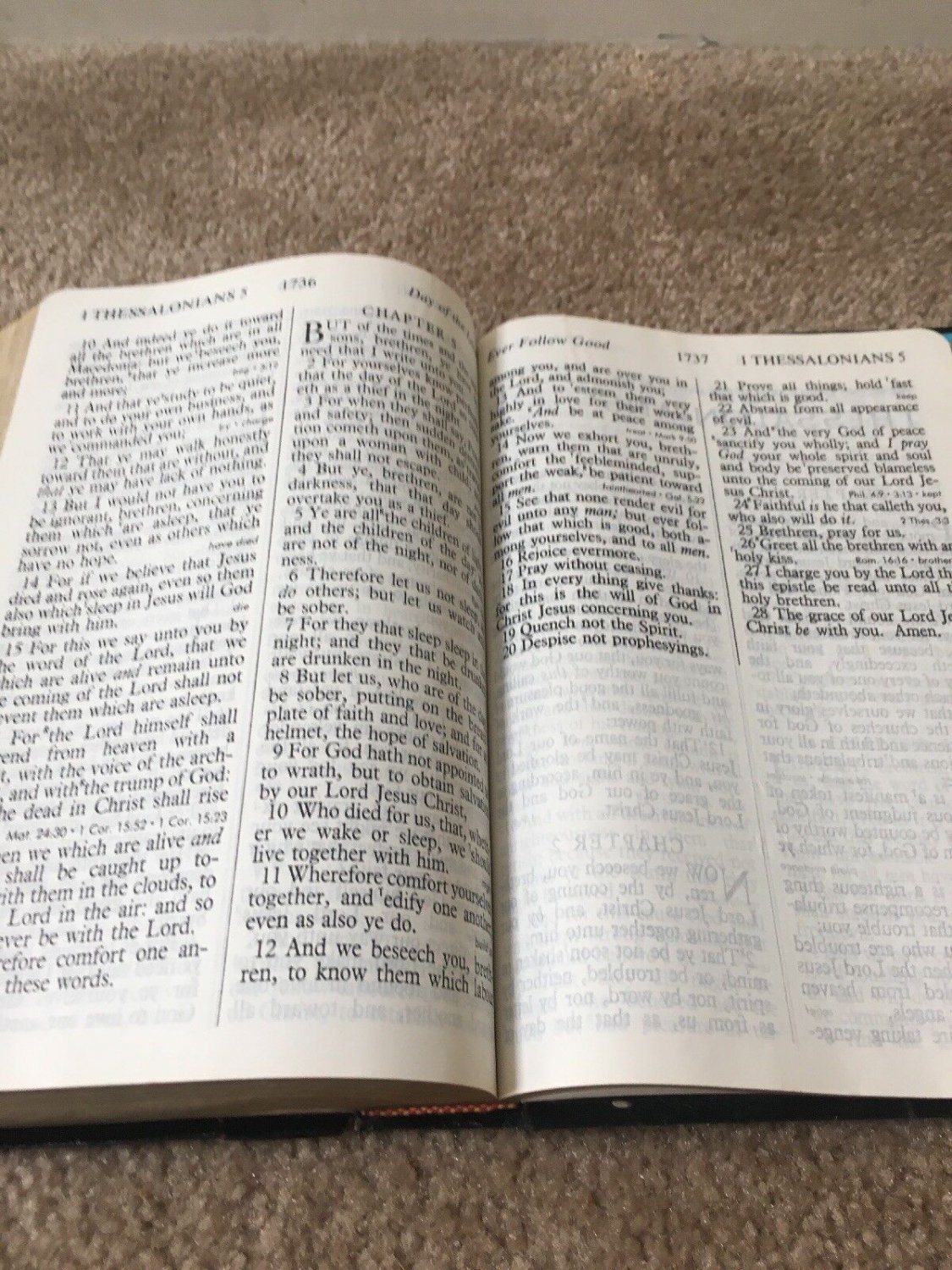 Holy Bible KJV King James Version Giant Print Reference Edition Black