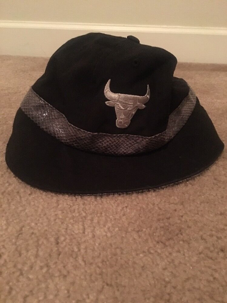 adidas Men's Bucket Hat Cap Chicago Bulls Black Size Large XL