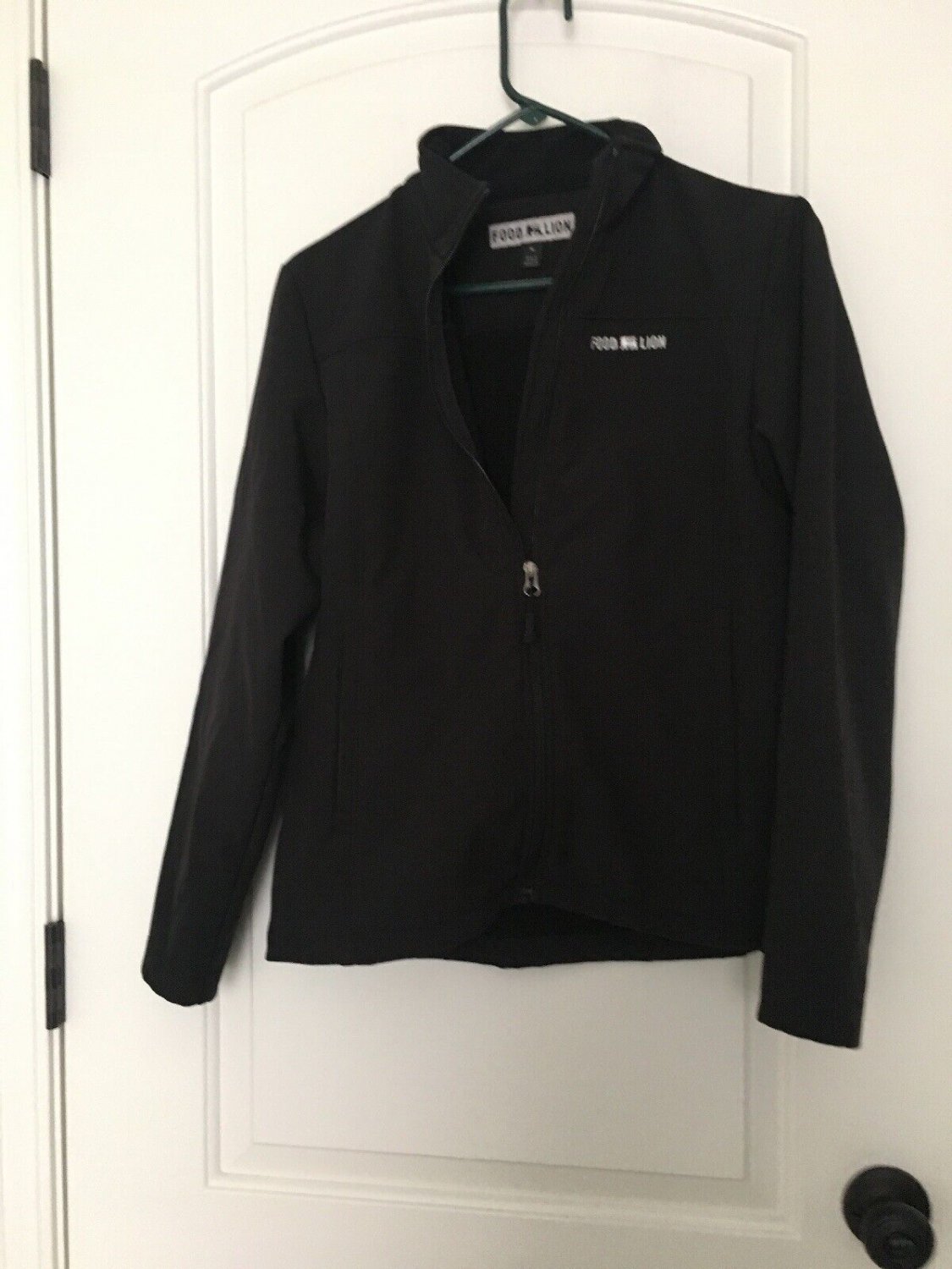 Food Lion Grocery Store Women’s Black Jacket Full Zip Size Medium