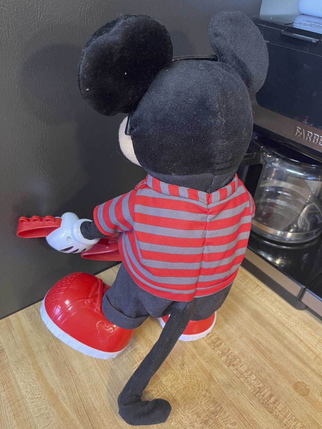 Rock Star Mickey Mouse Disney T8140 Guitar Toy Sing Dance 2010 Action ...