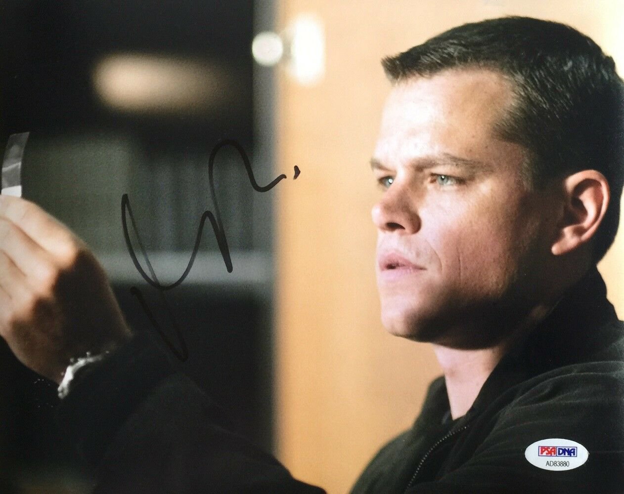 Matt Damon Signed 8x10 Photo PSA AD83880