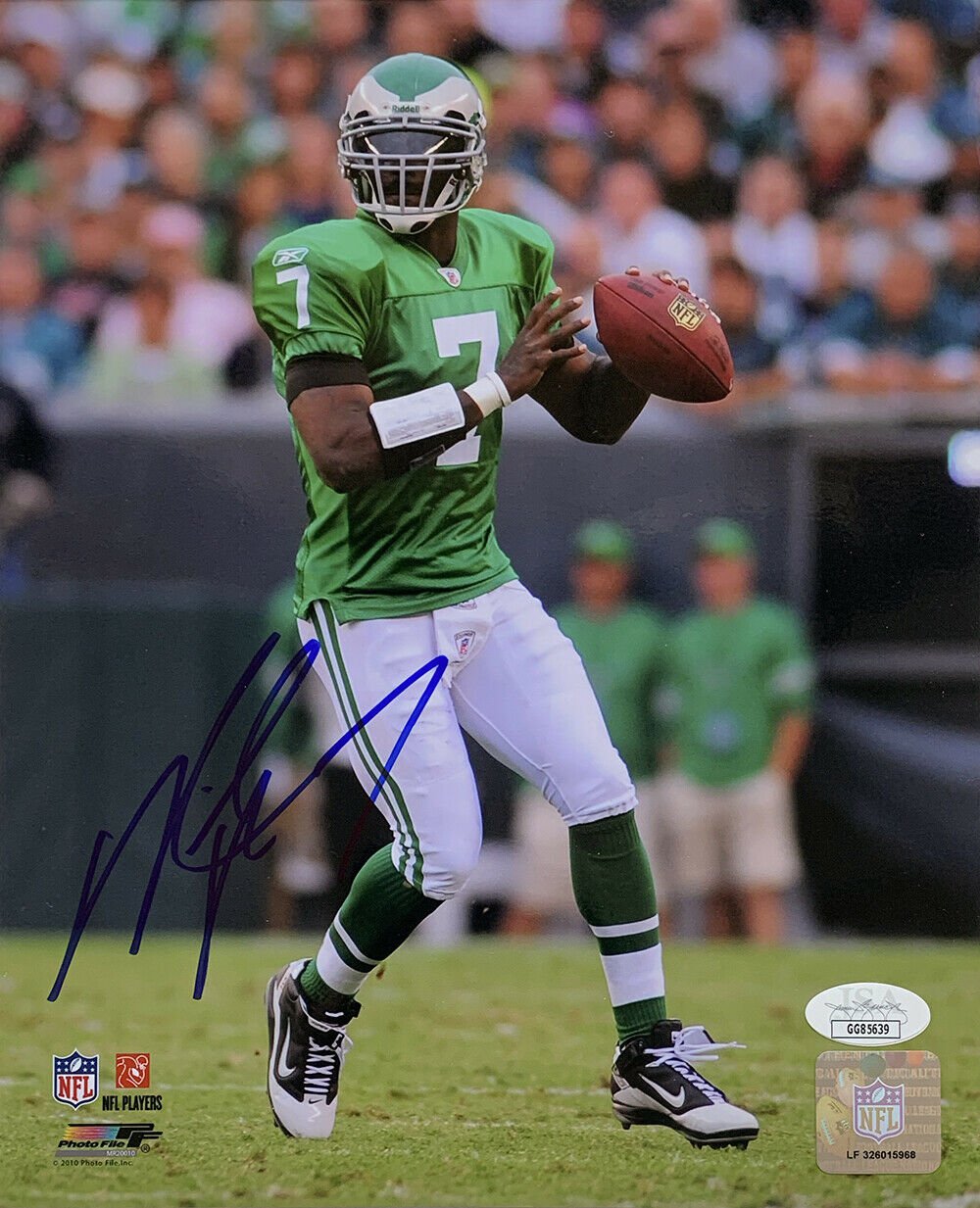 Michael Vick Philadelphia Eagles Kelly Green Uniform Signed 8x10 Photo JSA