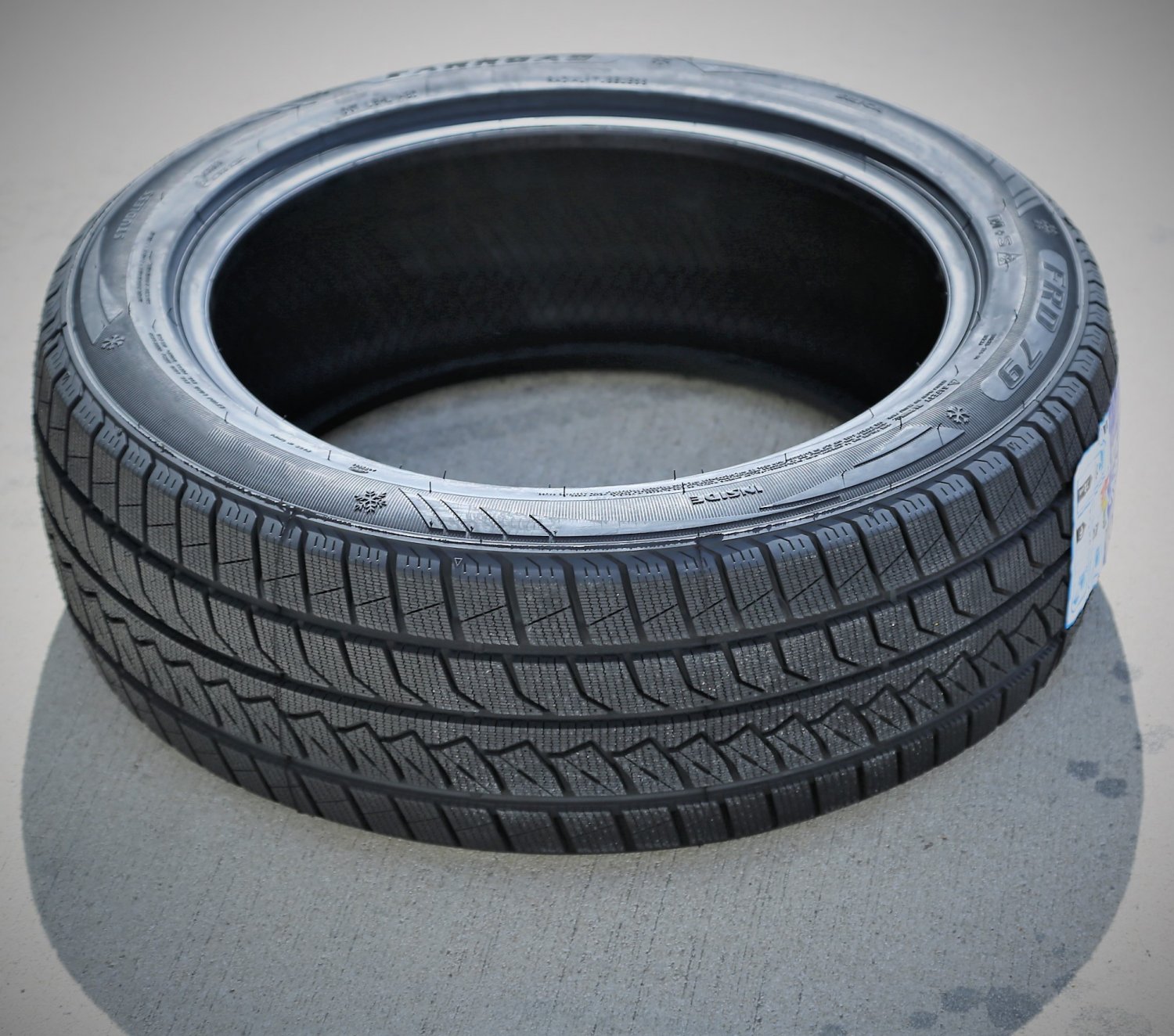 Tire Farroad FRD79 215/65R16 98H (Studless) Snow Winter