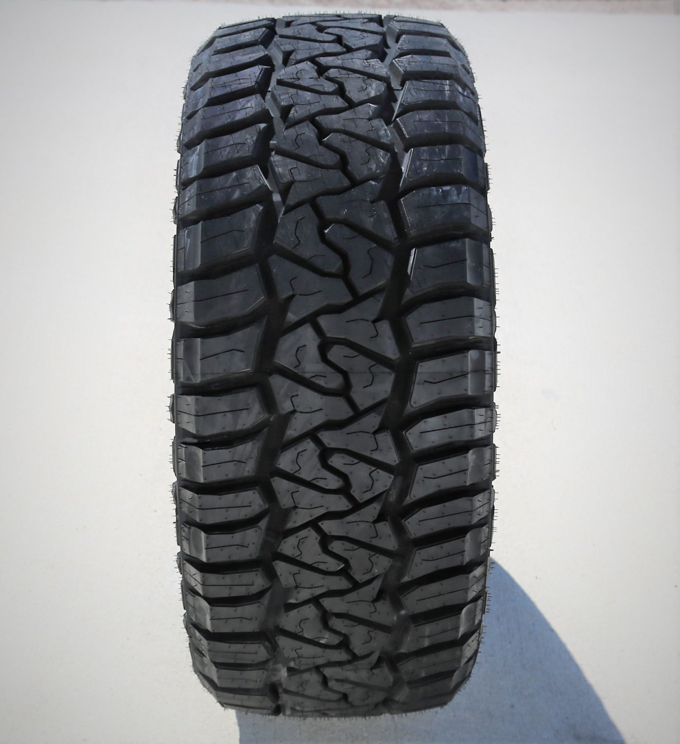 Tire Grit King Ridge Climber R/T LT 37X12.50R20 Load F 12 Ply Rugged ...