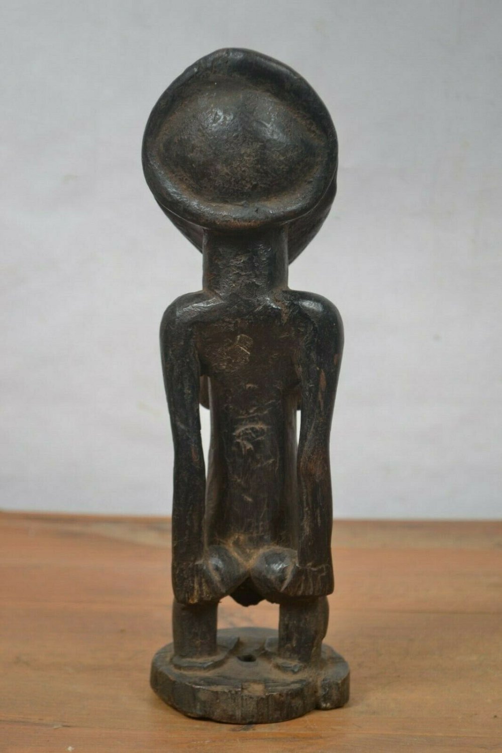 African Tribal Art Luba man bager statue from DRC,region du Shaba