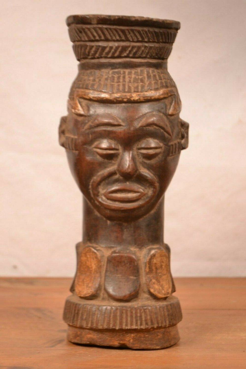 (AfricanTribal Art, amazing chokwe box from (DRC) Congo)