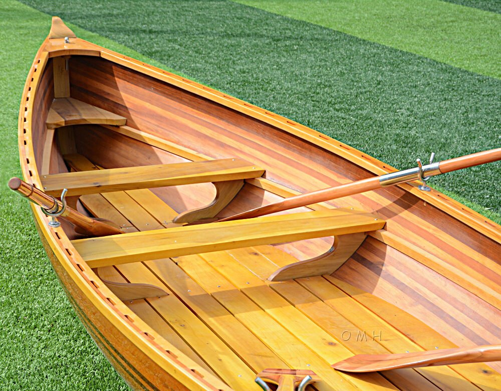 Whitehall Real Dinghy Rowing Boat 17 Feet Built for 4 or More People ...