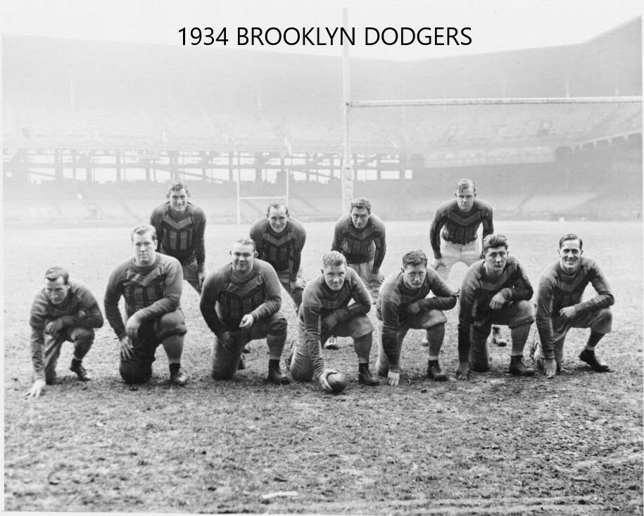 1934 BROOKLYN DODGERS 8X10 TEAM PHOTO PICTURE FOOTBALL