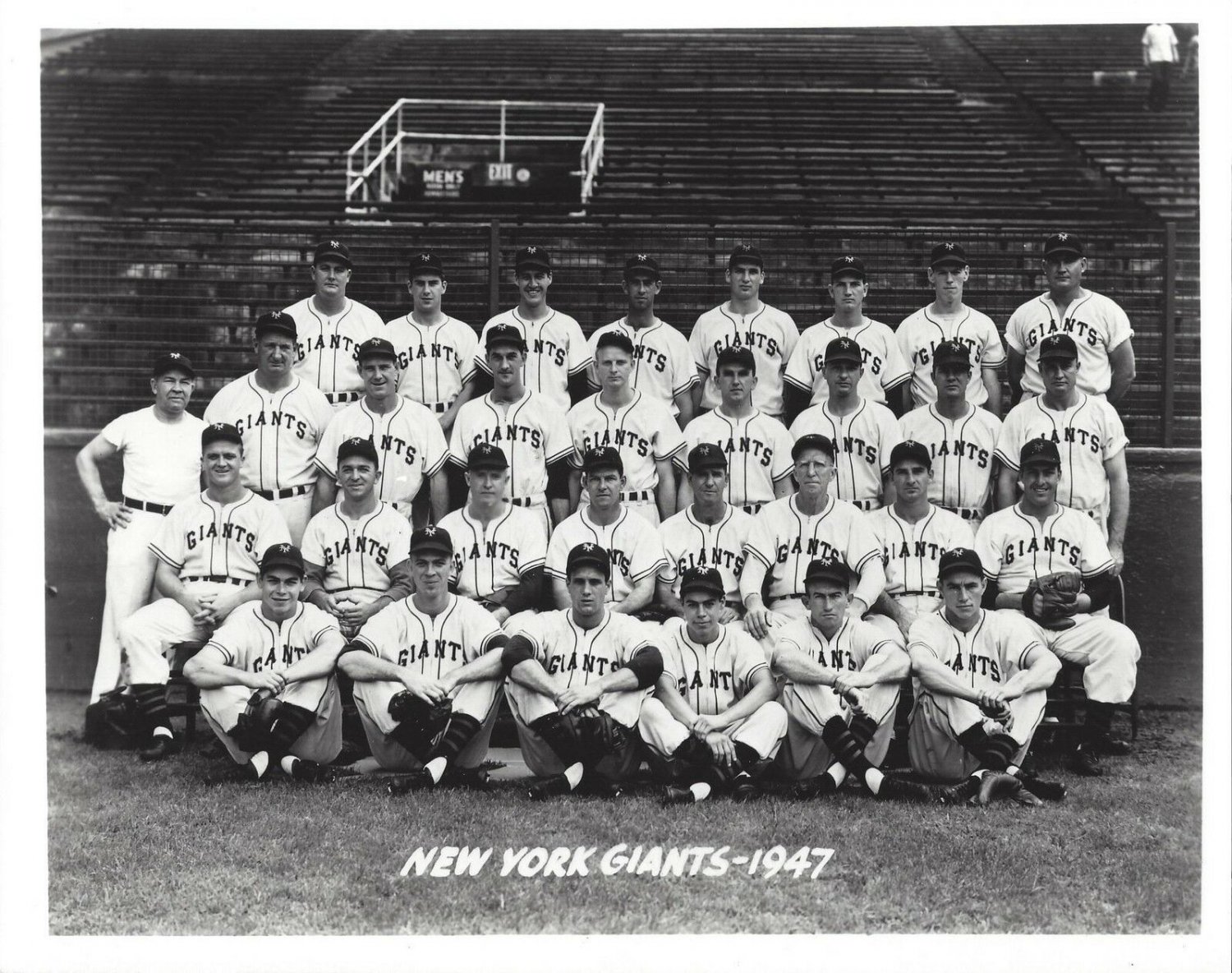 1947 NEW YORK GIANTS 8X10 TEAM PHOTO BASEBALL MLB PICTURE NY