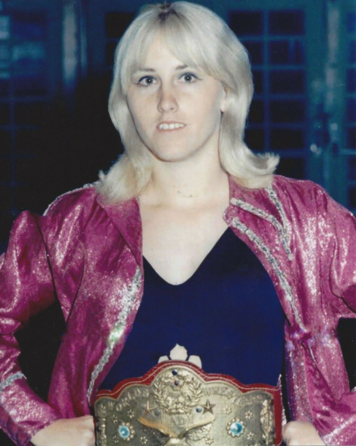 JOYCE GRABLE 8X10 PHOTO WRESTLING PICTURE WWF