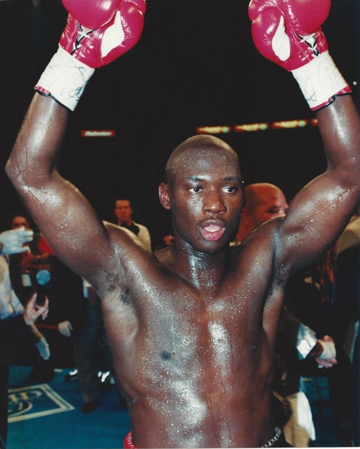 ANTONIO TARVER 8X10 PHOTO BOXING PICTURE IN VICTORY