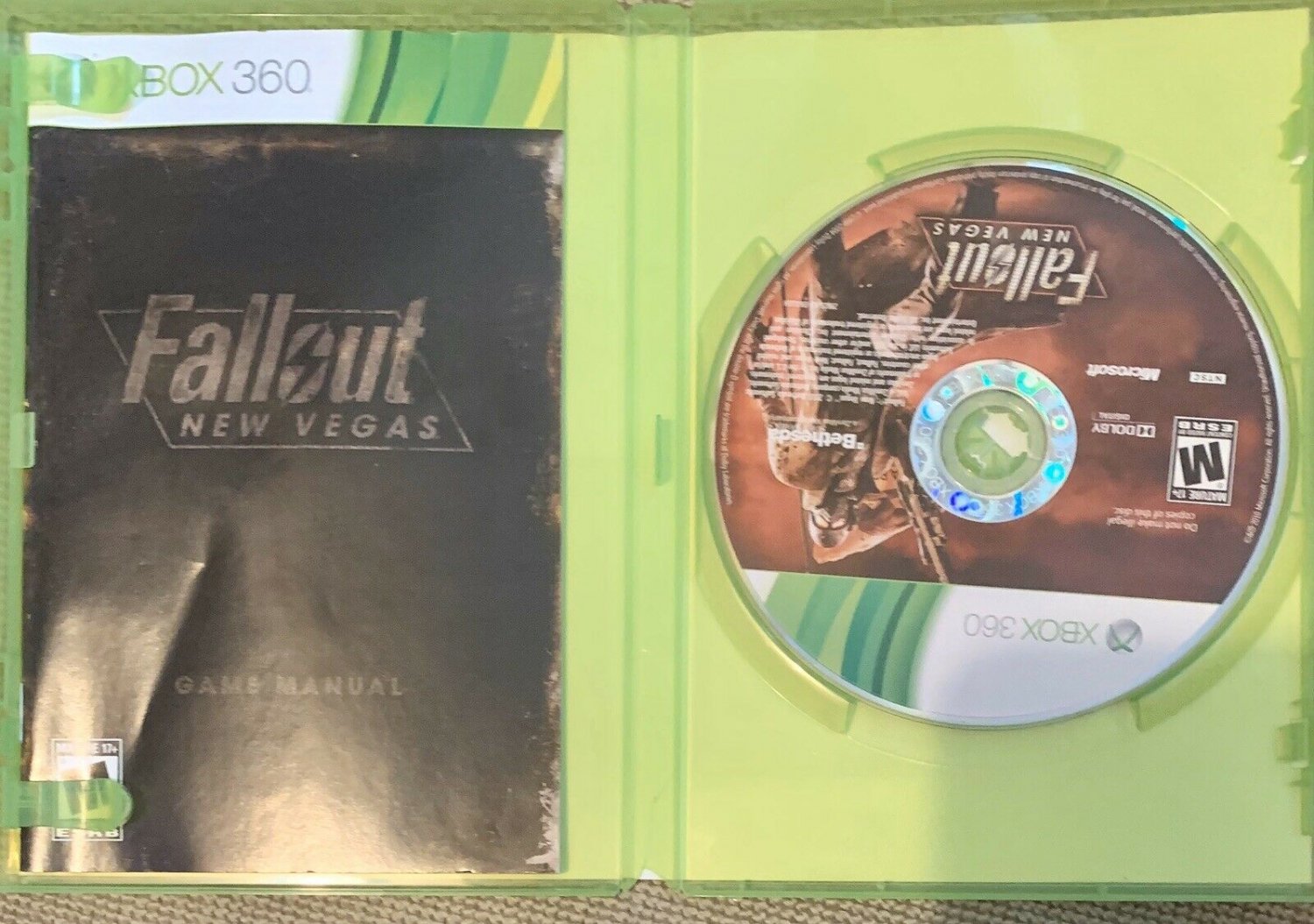 Fallout: New Vegas (Xbox 360) LIKE NEW with BOOKLET and SLIP CASE