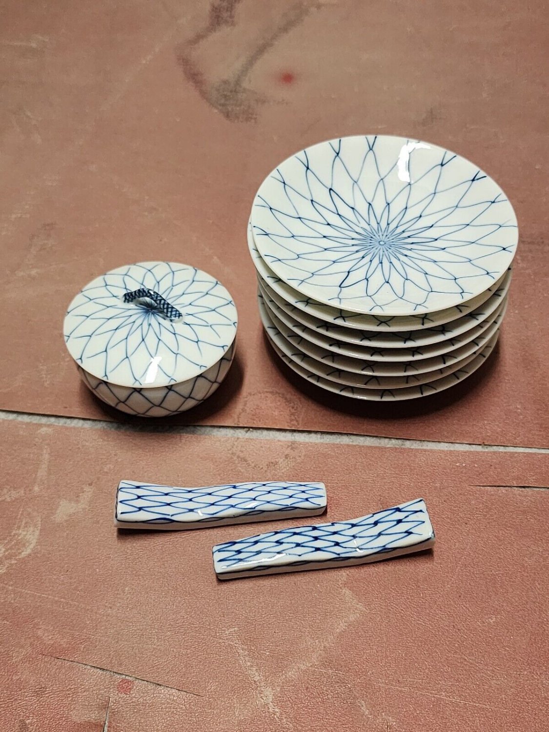Vintage Japanese Arita Amime White/Blue Diamond Flower Pattern Small ...
