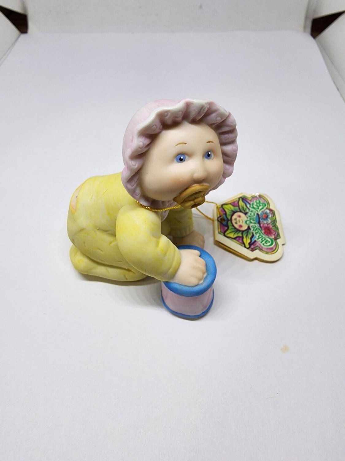 Vtg 1984 Cabbage Patch Kids Baby Girl W/ Toy Yellow Sleeper Porcelain ...
