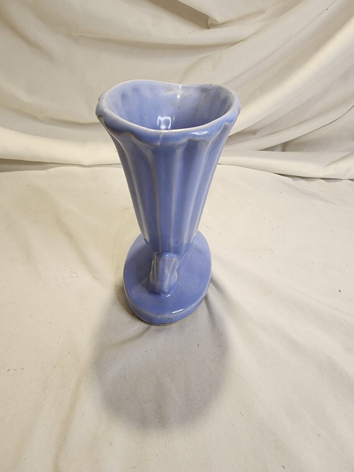 Vintage MCM Shawnee Pottery USA Marked Porcelain Cornucopia Vase Mid ...