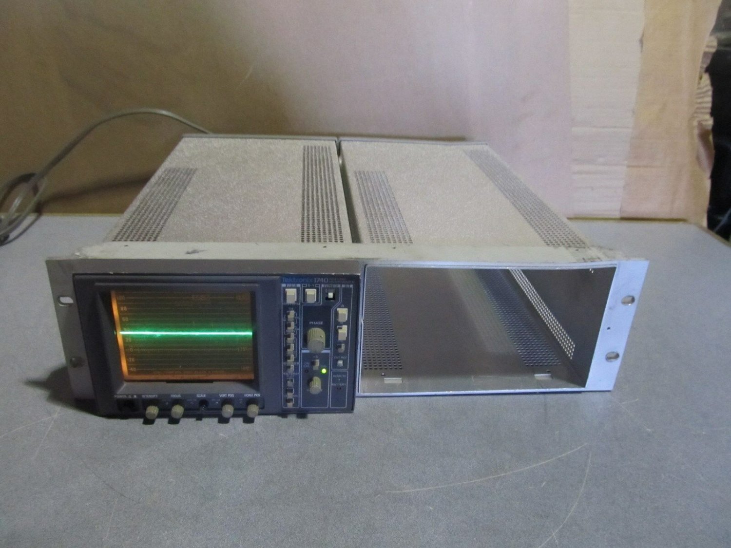 Oem Tektronix 1740 Waveform Vector Monitor