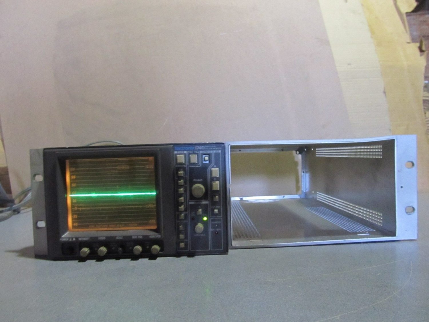 OEM tektronix 1740 waveform vector monitor