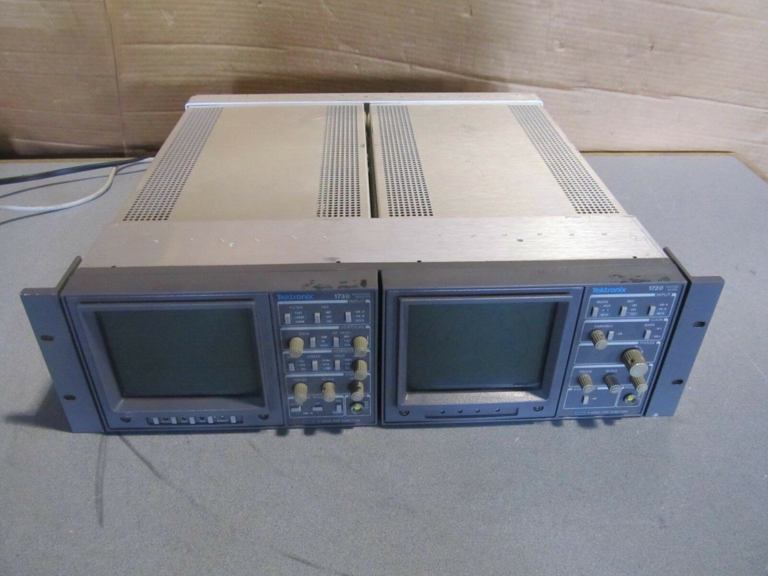 Oem Tektronix 1730 And 1720 Waveform Monitor