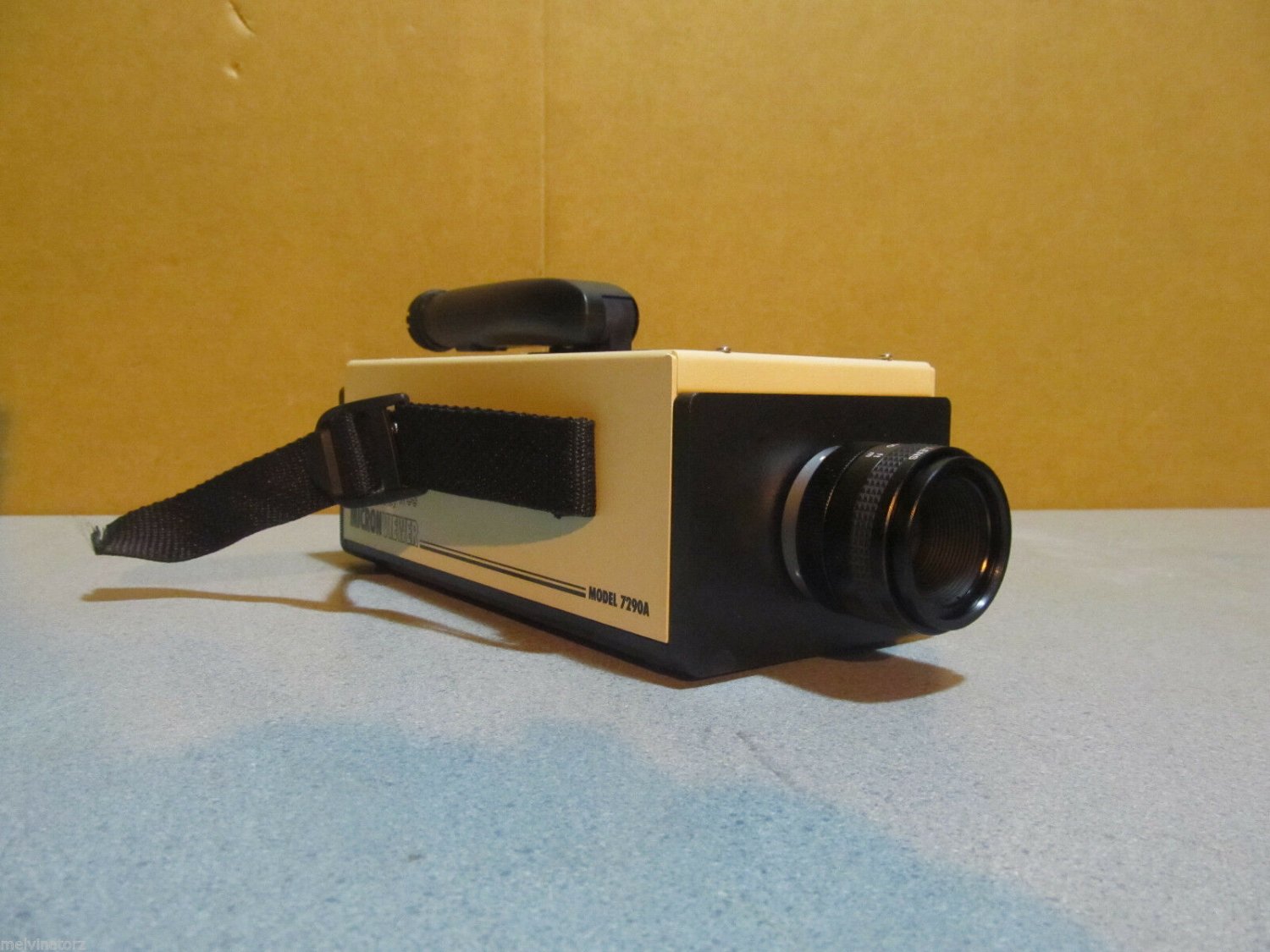 electrophysics micronviewer 7290A NIR camera w/ 25mm F/1.4 Lens w/ power adapter