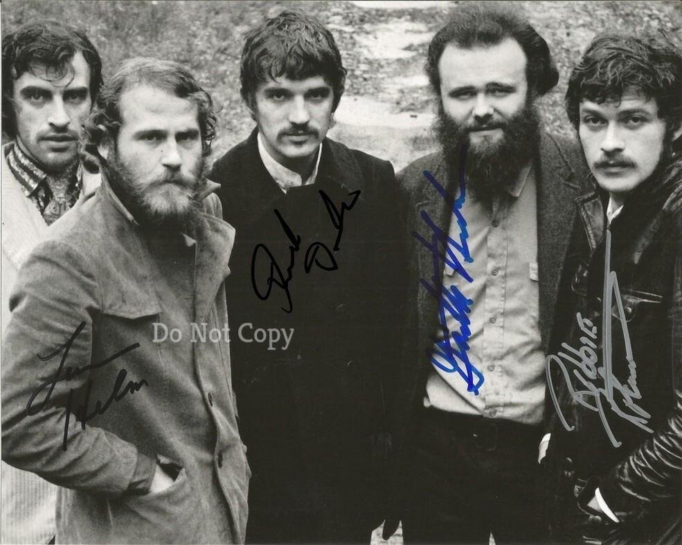 THE BAND GROUP SIGNED PHOTO 8X10 RP AUTOGRAPHED * LEVON HELM PLUS ALL ...
