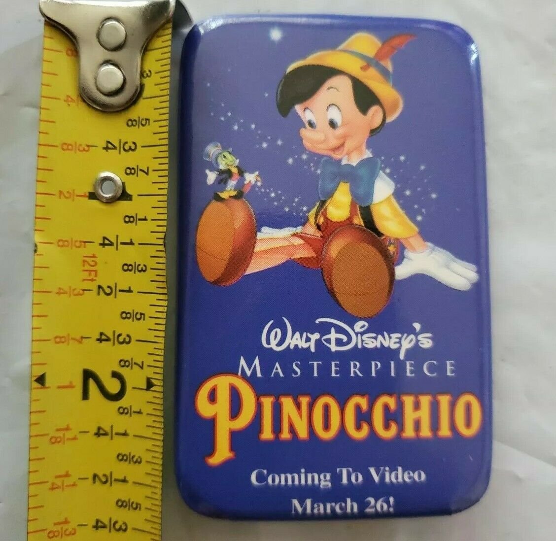 WALT DISNEY MASTERPIECE PINOCCHIO COMING TO VIDEO COLLECTABLE PIN BADGE