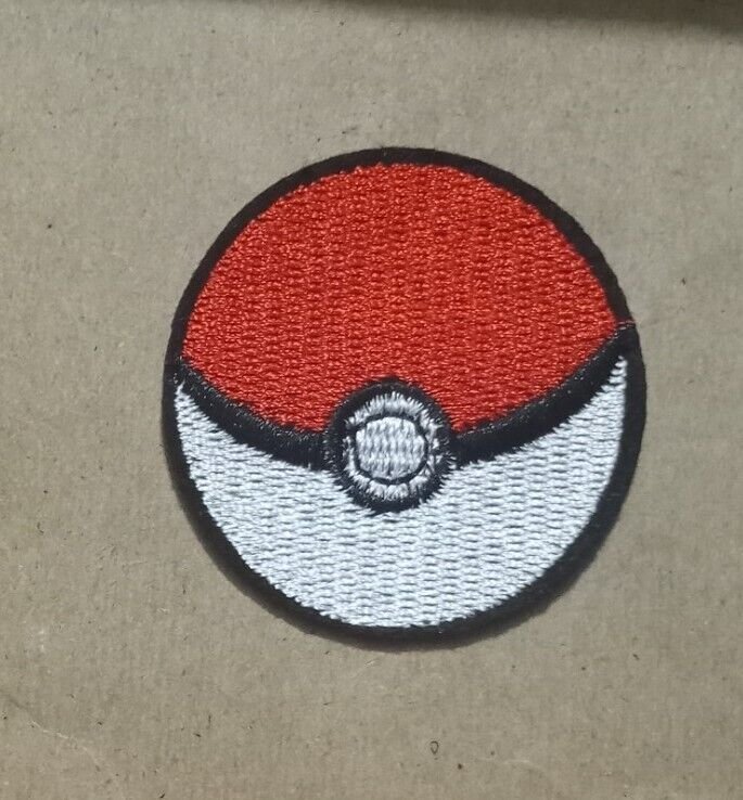 Pokeball - Pokemon - embroidered Iron on patch