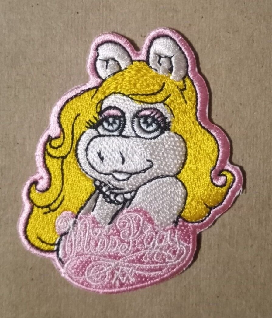 Miss Piggy - The Muppet Show - embroidered Iron on patch