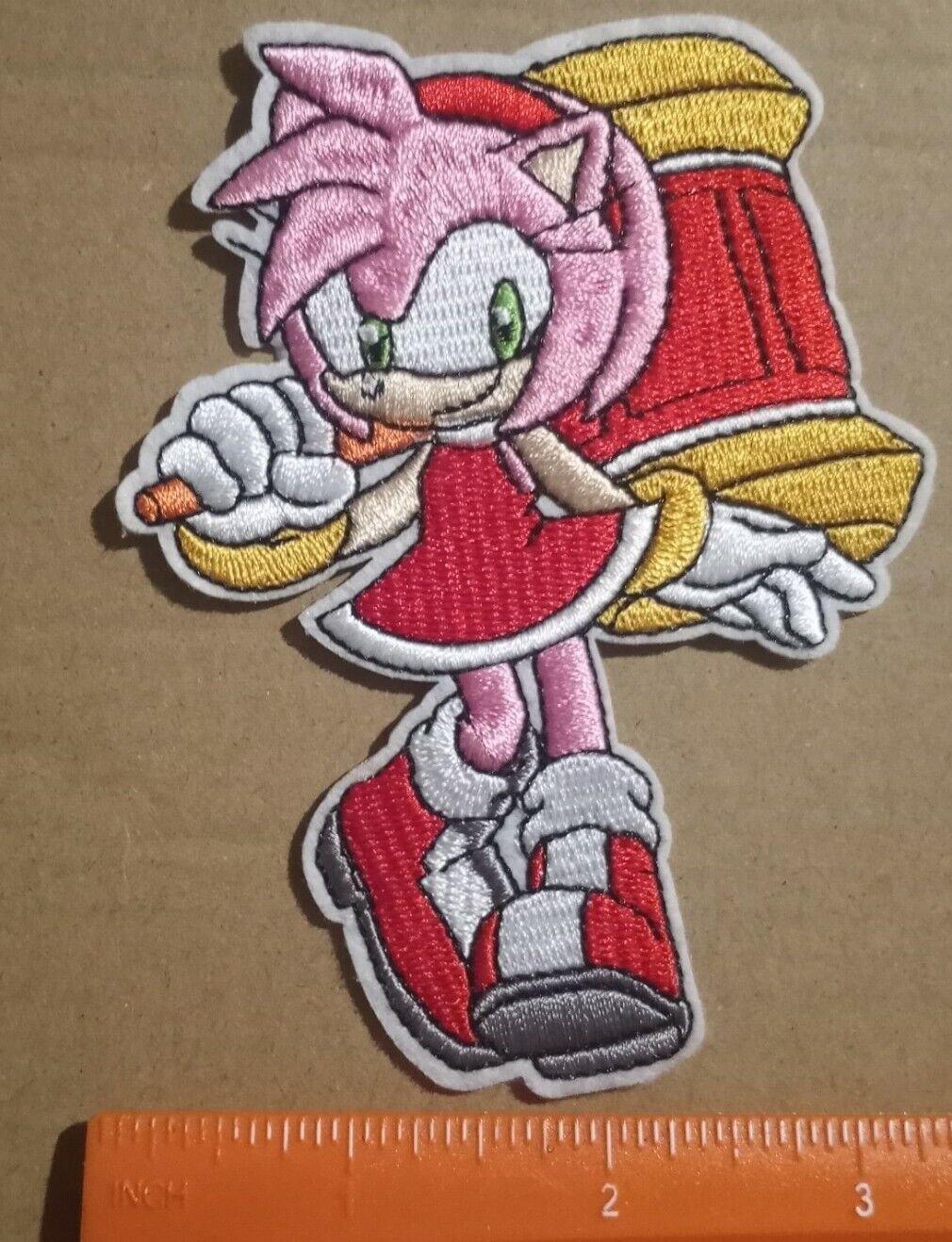 Amy Rose - Sonic the Hedgehog - embroidered Iron on patch