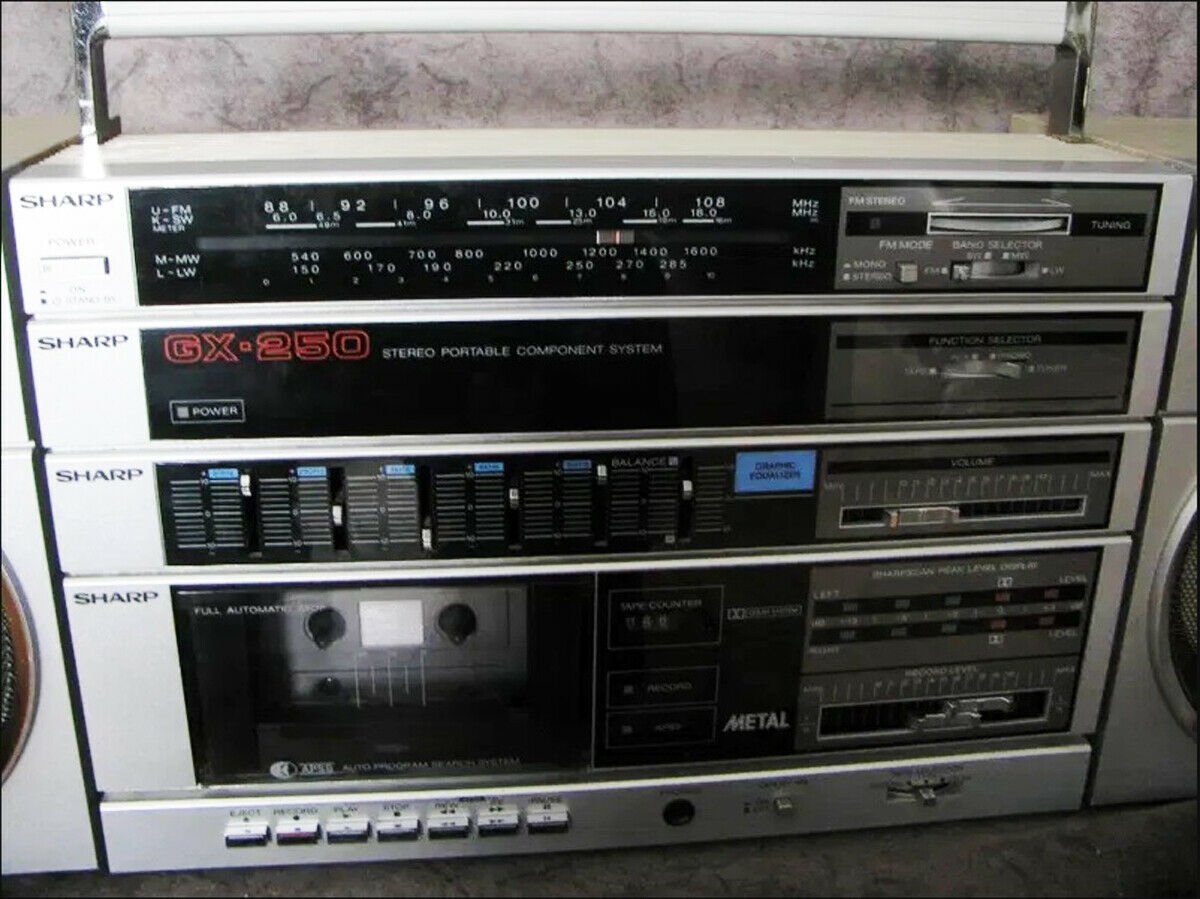 SHARP GF GX-250H BOOMBOX GHETTOBLASTER Radio cassette player