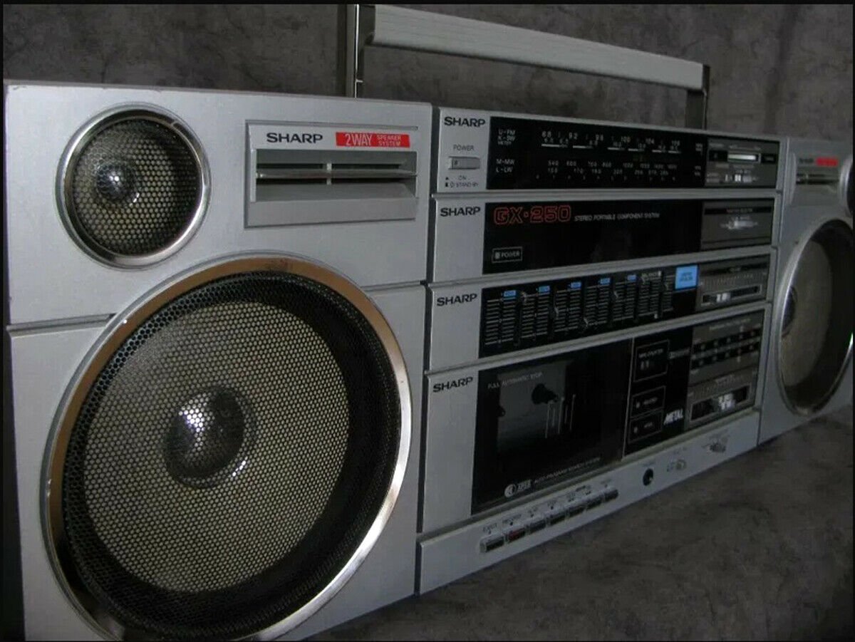 SHARP GF GX-250H BOOMBOX GHETTOBLASTER Radio cassette player