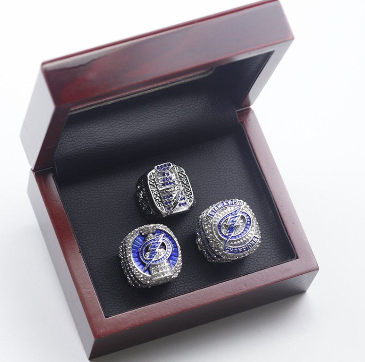 2004 2020 2021 Tampa Bay Lightning Stanley Cup NHL Champions rings with ...