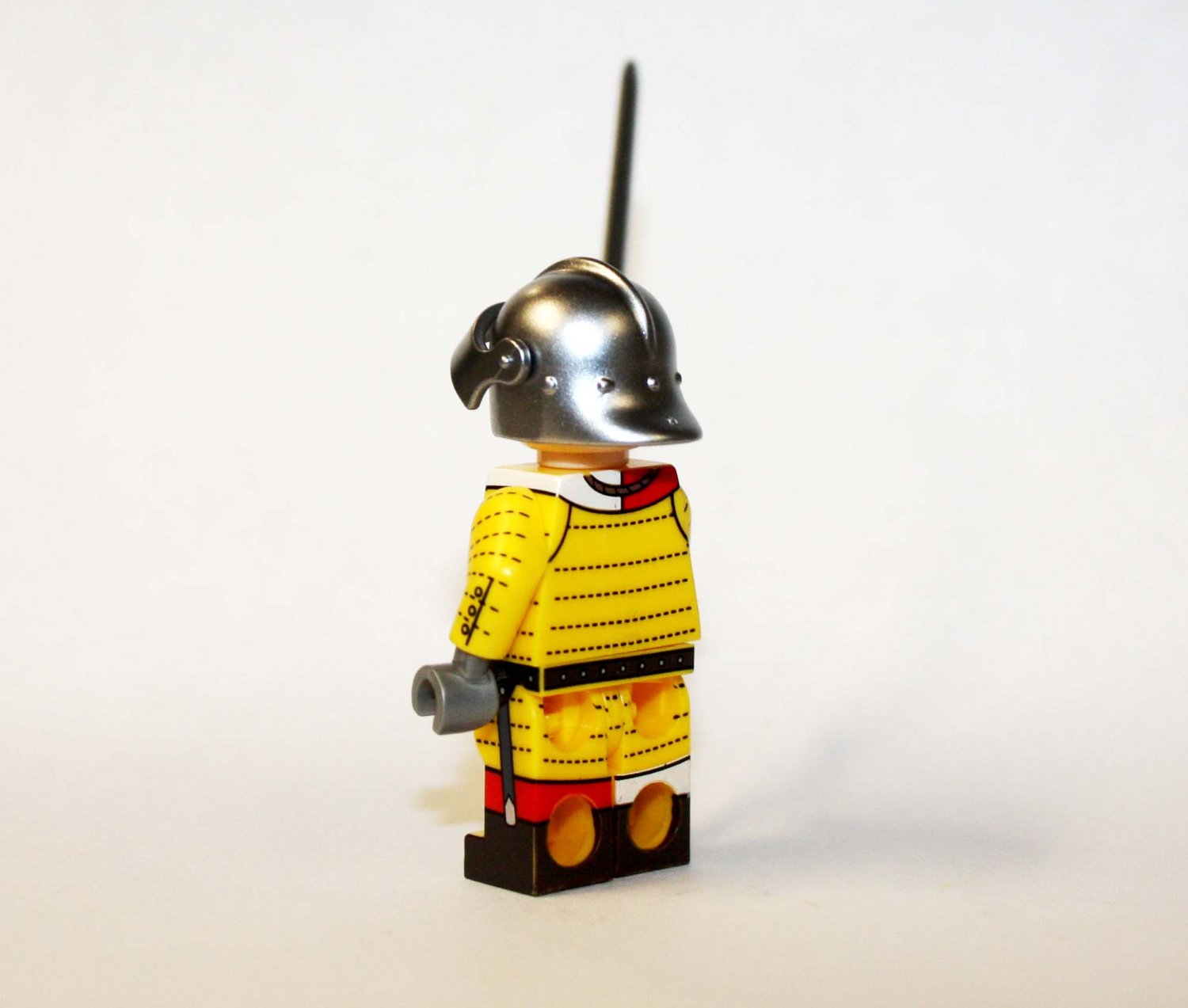 Knight Yellow With Broad Sword Castle soldier Minifigure