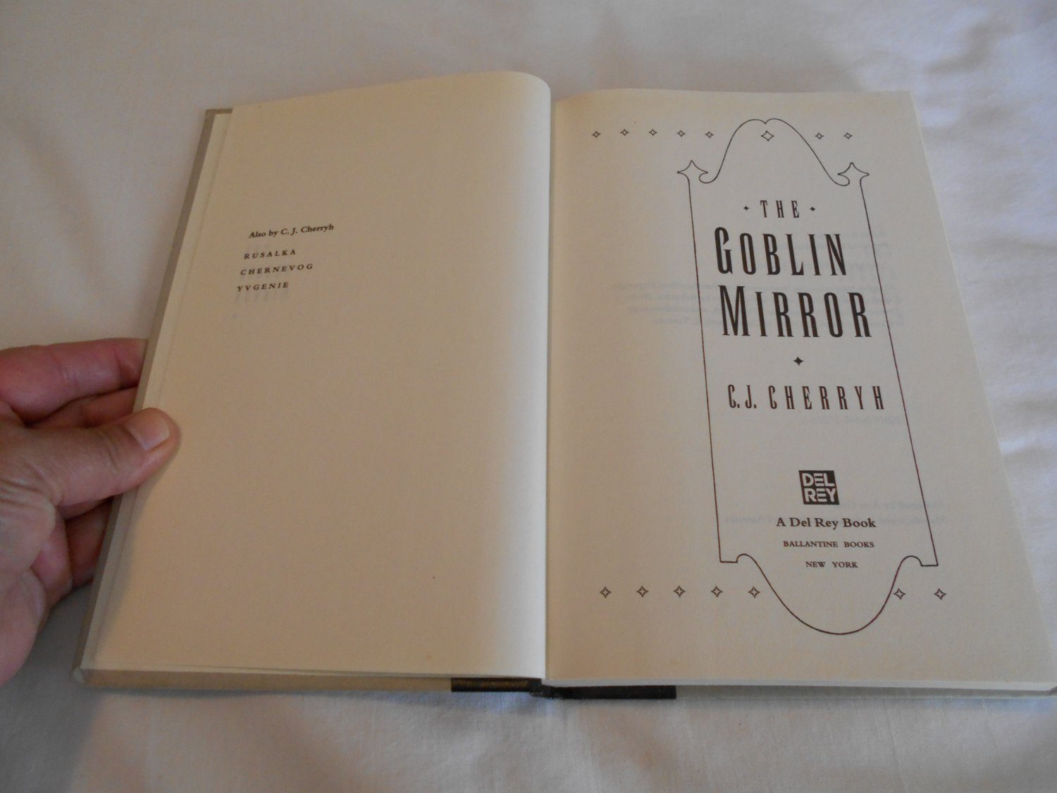 The Goblin Mirror by C.J. Cherryh (1992) (R73c3) A Del Rey Book HC