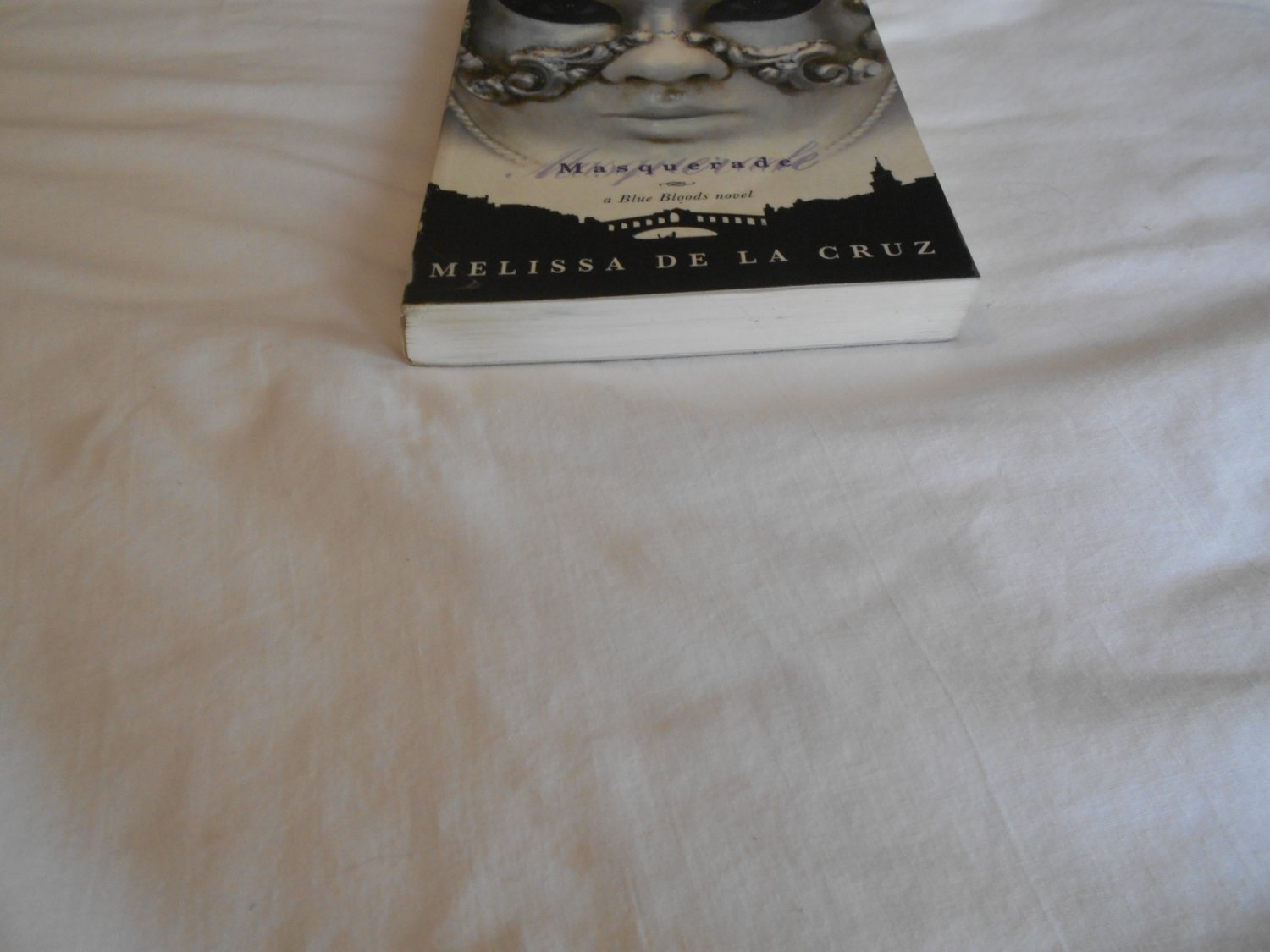 Masquerade by Melissa de la Cruz (2008) (R74d7) Blue Bloods #2, First Edition Hyperion PB