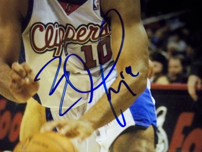 Eric Gordon Signed 8x10 Photo