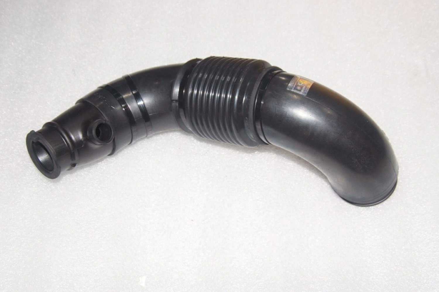 Hose Air Intake 281392E200 For Kia Sportage Hyundai Tucson 2004~09