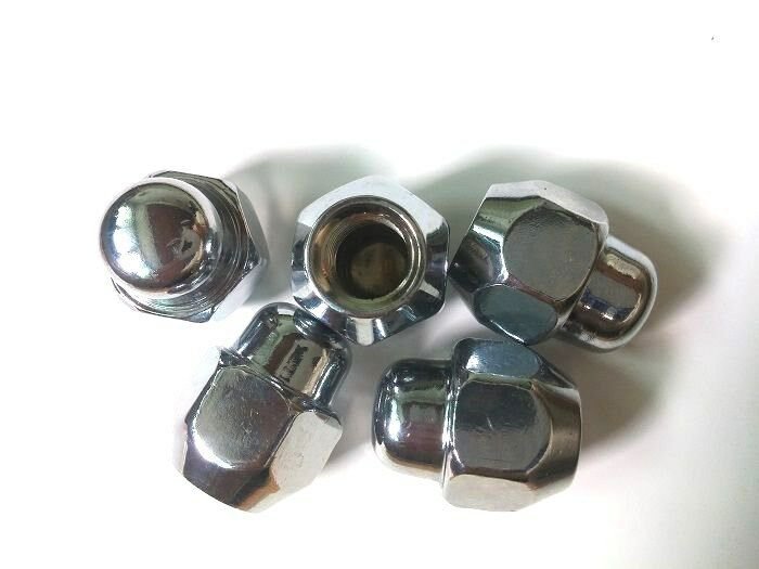 Hyundai 5295014140 Genuine OEM Wheel Nut