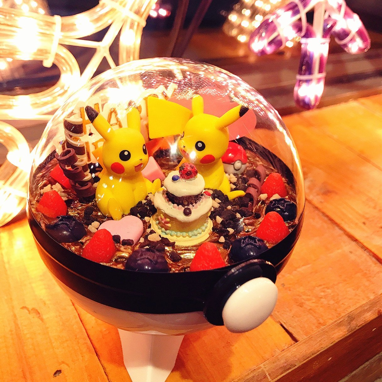 Pokemon Terrarium-Birthday Pikachu
