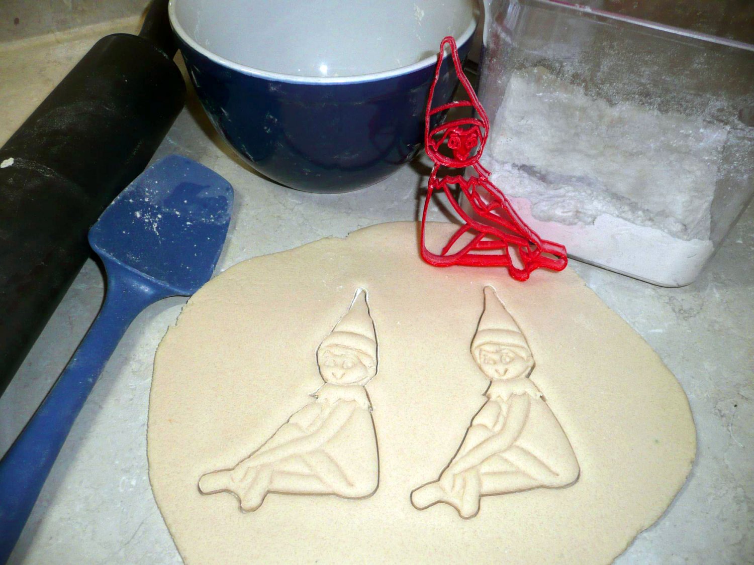 Elf On The Shelf Girl And Boy Christmas Set Of 2 Cookie Cutters USA PR1416