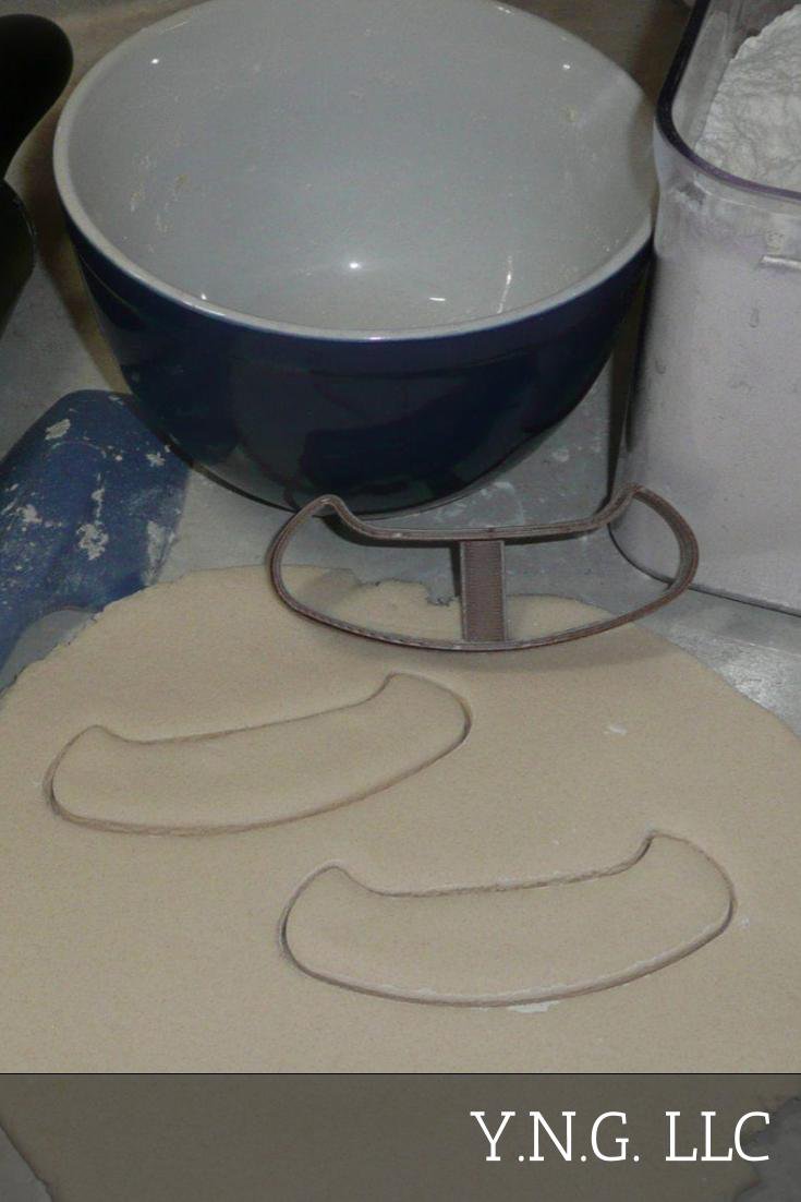 CANOE NARROW WATER VESSEL SMALL BOAT PADDLE KAYAK COOKIE CUTTER USA PR2733