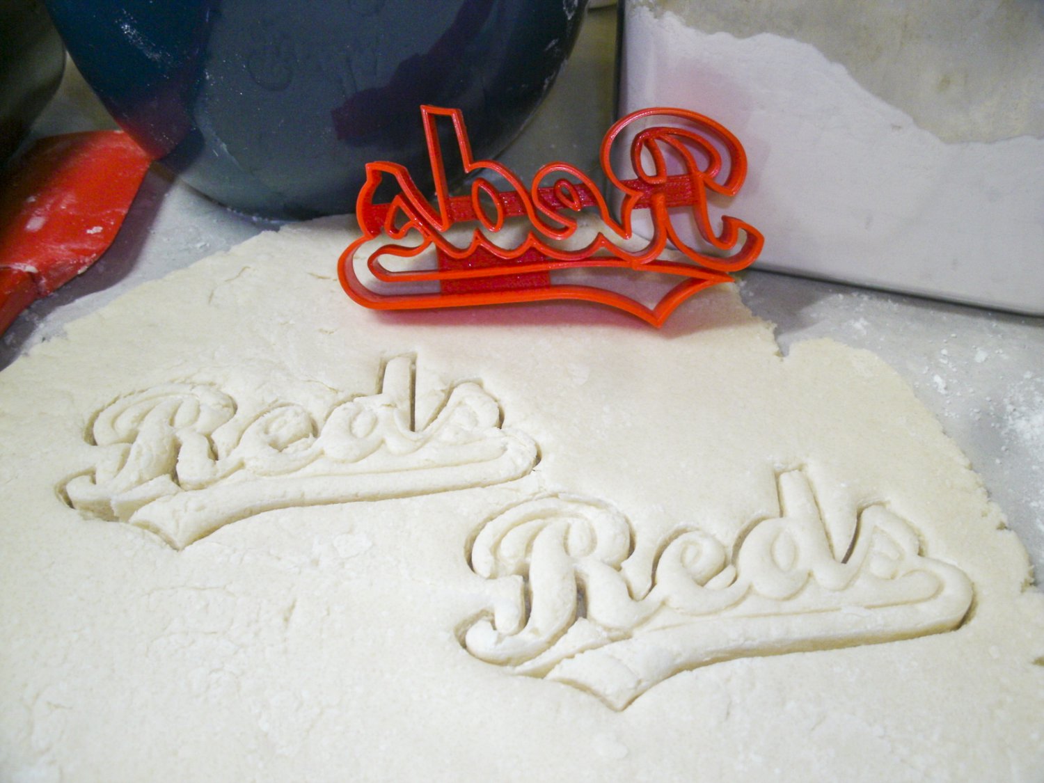 CINCINNATI REDS MLB BASEBALL SPORTS TEAM SPECIAL OCCASION COOKIE CUTTER ...